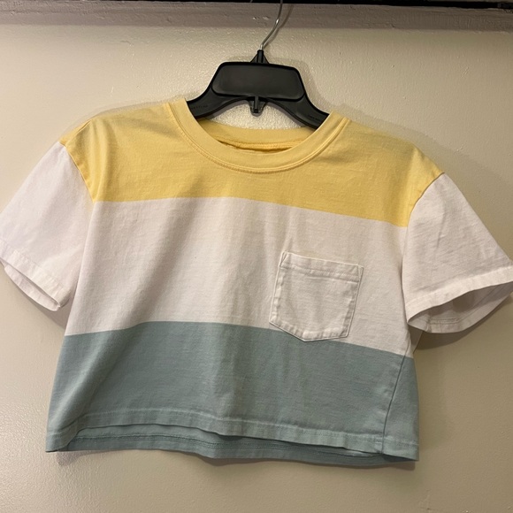Me to We | Tops | Pocket Tee Crop Top Me To We Essentials | Poshmark